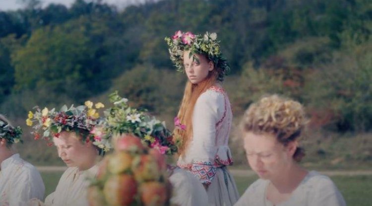 Sinopsis Lengkap Midsommar, Film Horor Buatan A24 yang Kini Viral karena Talk to Me, Awas Spoiler