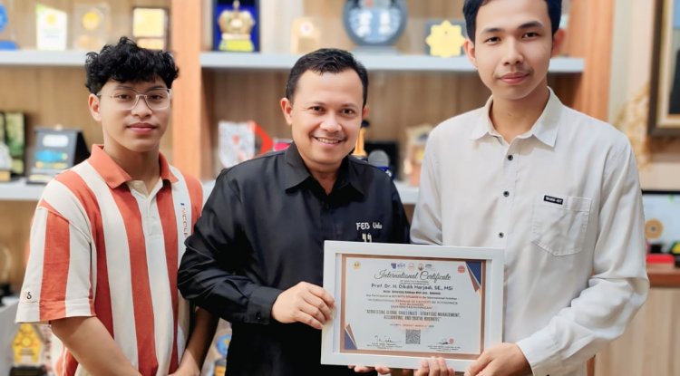 Webinar Internasional FEB Uniku : Menjelajah Tantangan Global di Era ...